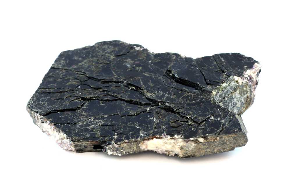 Guide to 50+ Black Gemstones: Pictures, Meanings, Properties and More