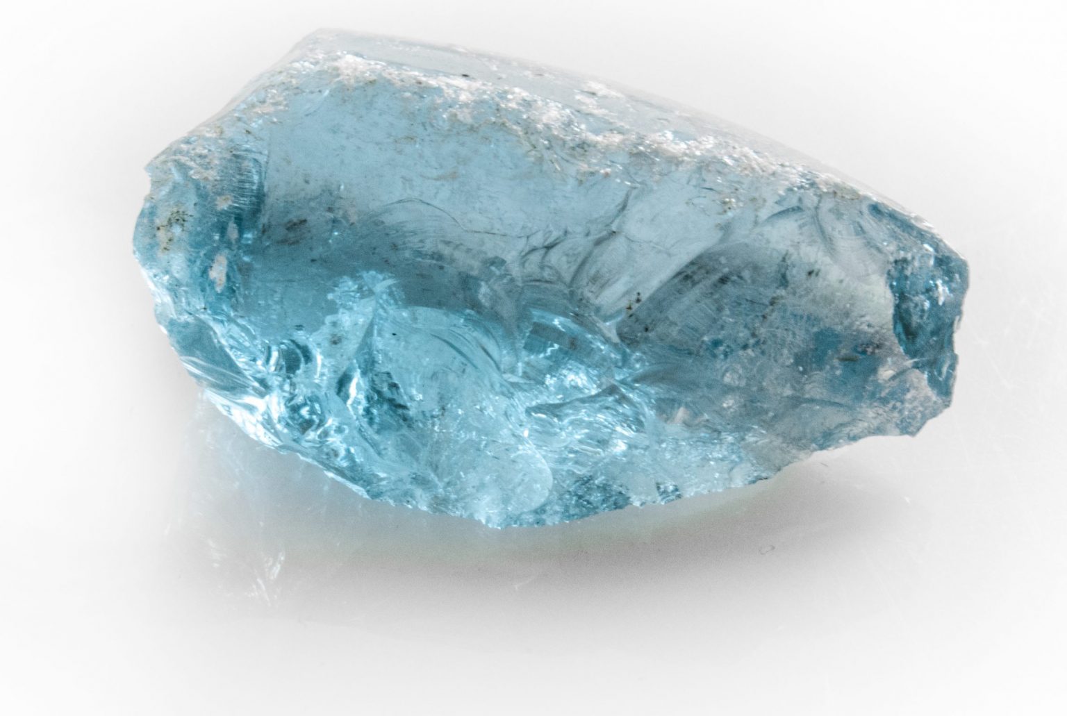 Blue Topaz: Meanings, Uses, Valuation and More