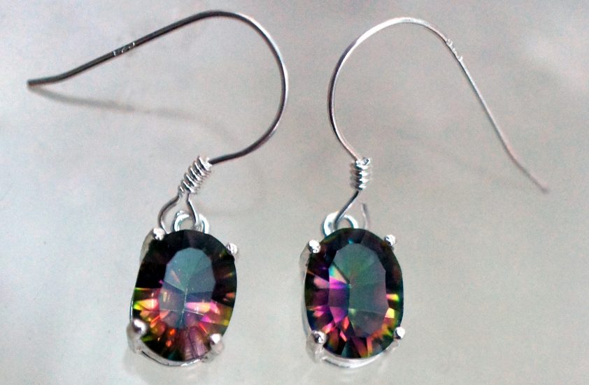 Mystic Topaz: Meaning, Healing Properties & Uses