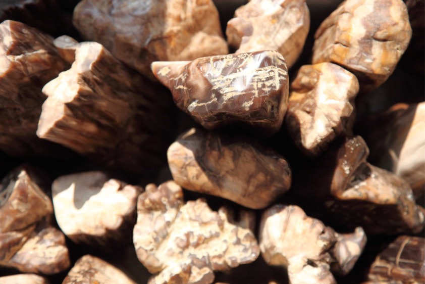 Brown Nephrite Jade: Facts, Meanings, Properties, and More