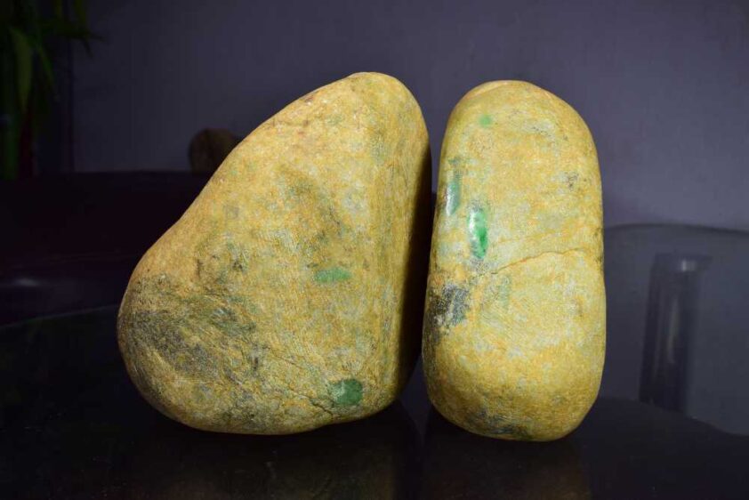 Complete List of Yellow Gemstones: Meanings, Pictures, Healing Properties