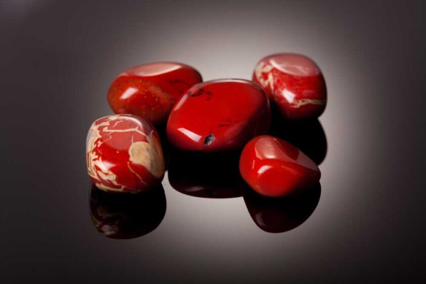 Ultimate Guide to Jasper Stone: Meanings, Properties, Facts and More