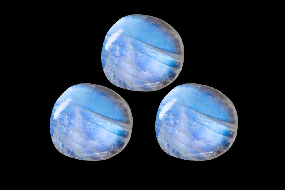 Blue Moonstone: Complete Buying Guide, Meanings, Properties & Facts