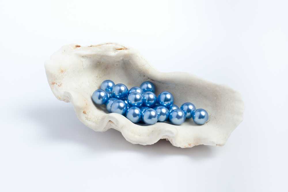 Blue Pearls: Complete Buying Guide, Meaning, Uses, Properties & Facts