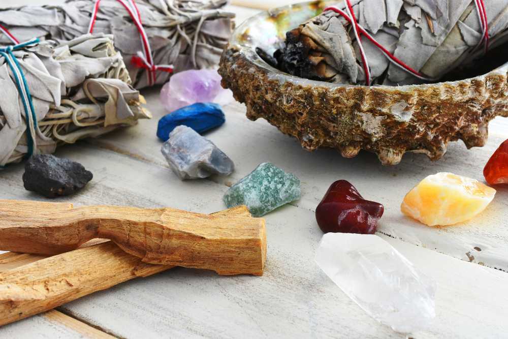 Calcite Crystal: Beginners Guide to Chakra Energy, Spiritual Growth ...