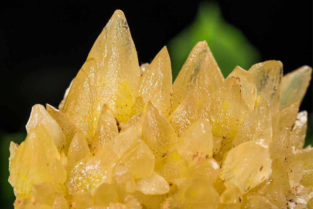 Calcite Crystal: Complete Buying Guide