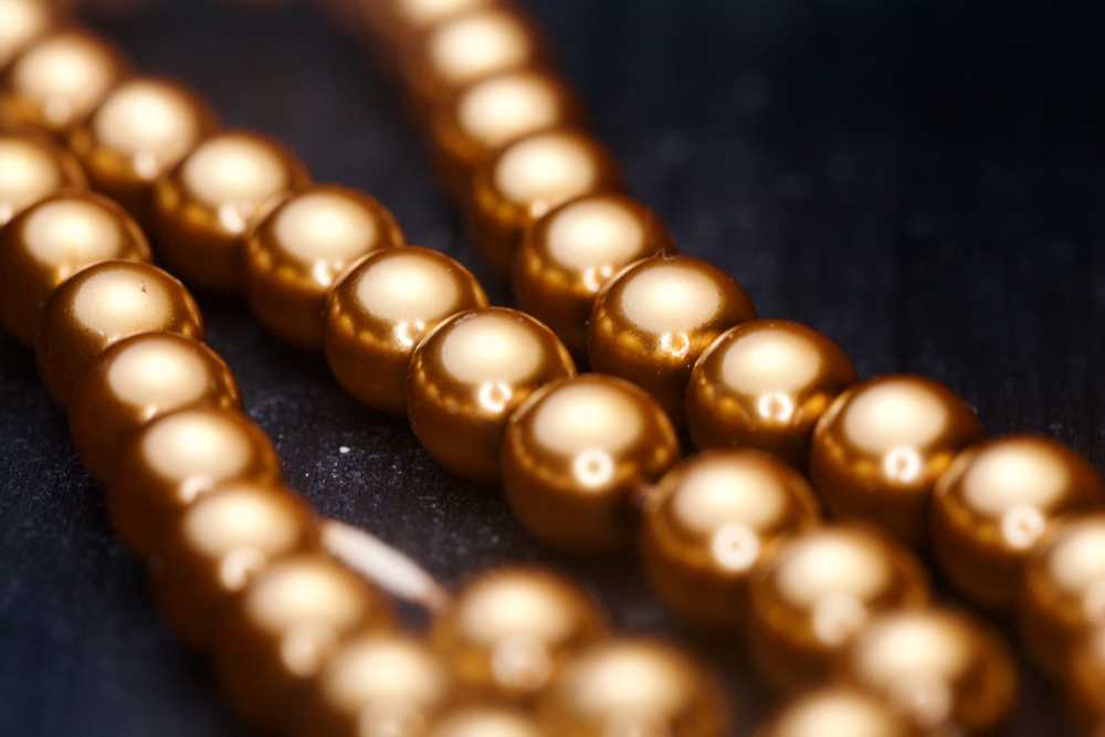 Golden Pearls: Complete Buying Guide, Meaning, Uses, Properties & Facts