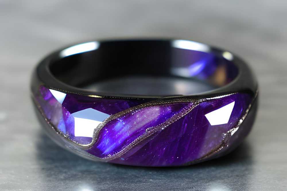 Purple Labradorite: Complete Buying Guide, Uses, Meanings, Properties ...
