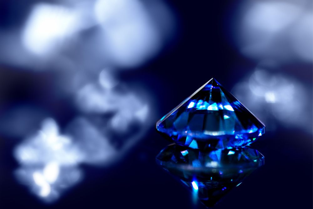 Sapphire Stone: Complete Buying Guide, Meanings, Properties & Facts
