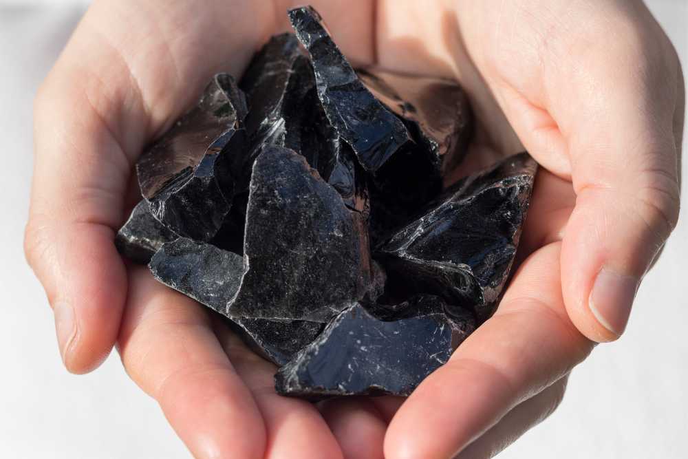 Velvet Obsidian: Complete Buying Guide, Meaning, Uses, Properties & Facts